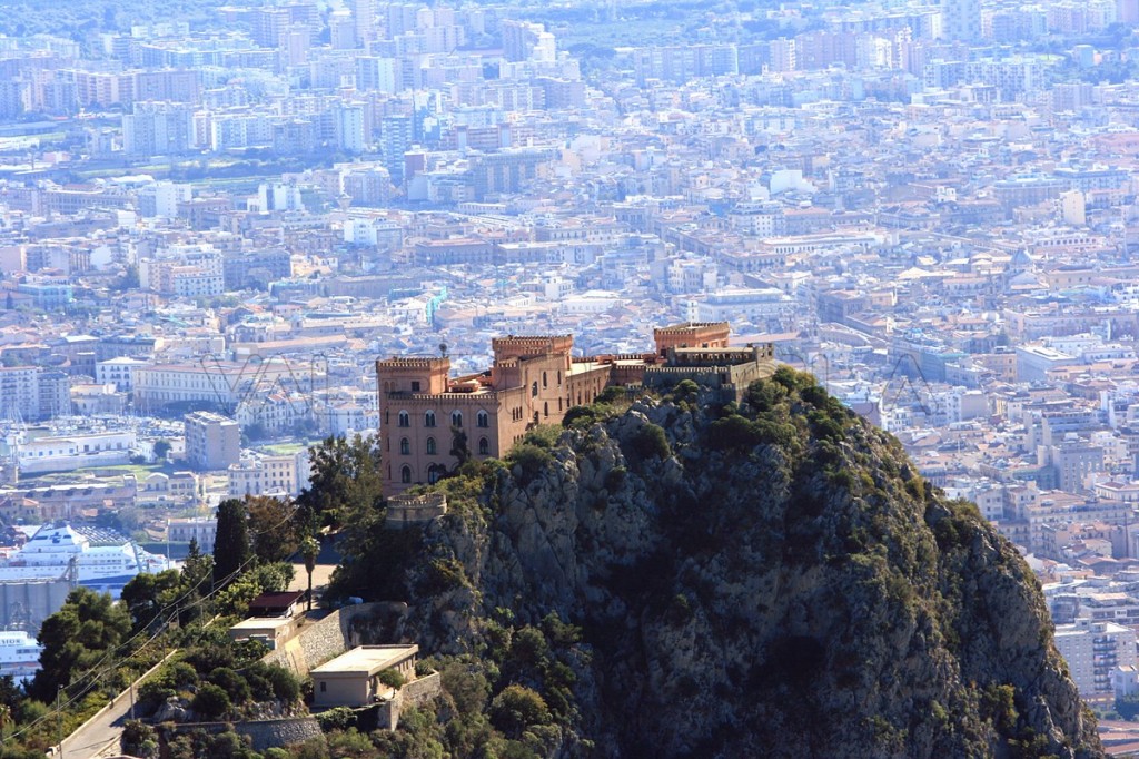 Palermo e il Castello Utveggio: i palermitani l'abbandonano e i ...